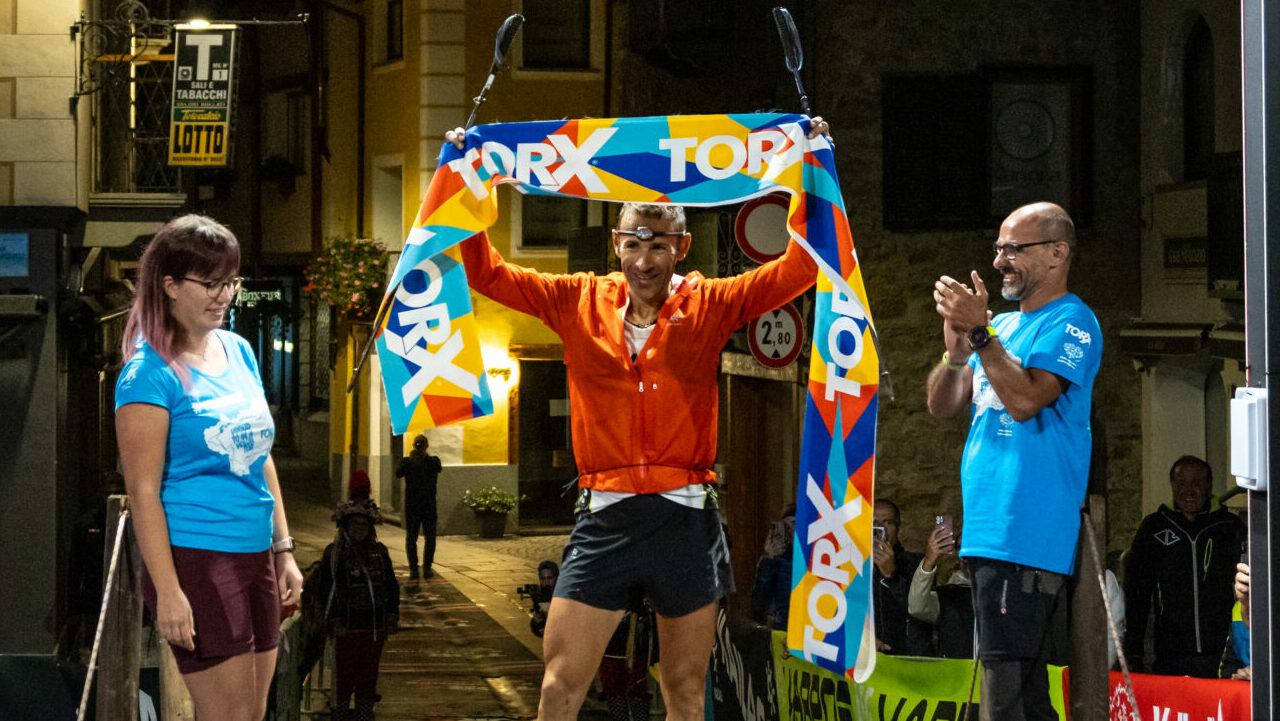 Franco Collé sets Tor Des Geants record, Emma Stuart also wins