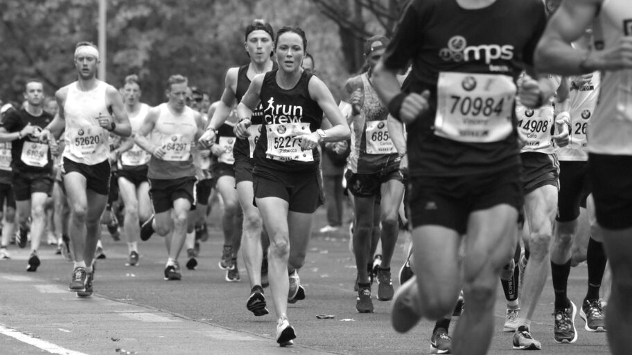 What is a good marathon time? World records, average finish times and ...