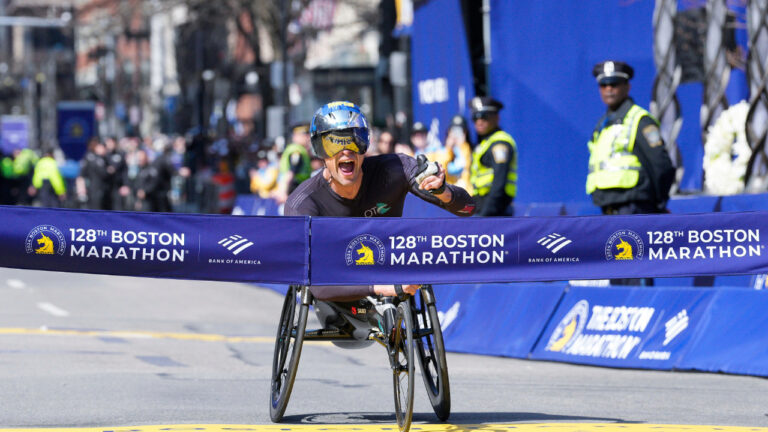 Boston marathon history and course records iconic Marathon Major ...