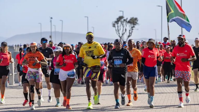 WATCH AGAIN as Eliud Kipchoge tackles Cape Town Marathon | Marathon ...